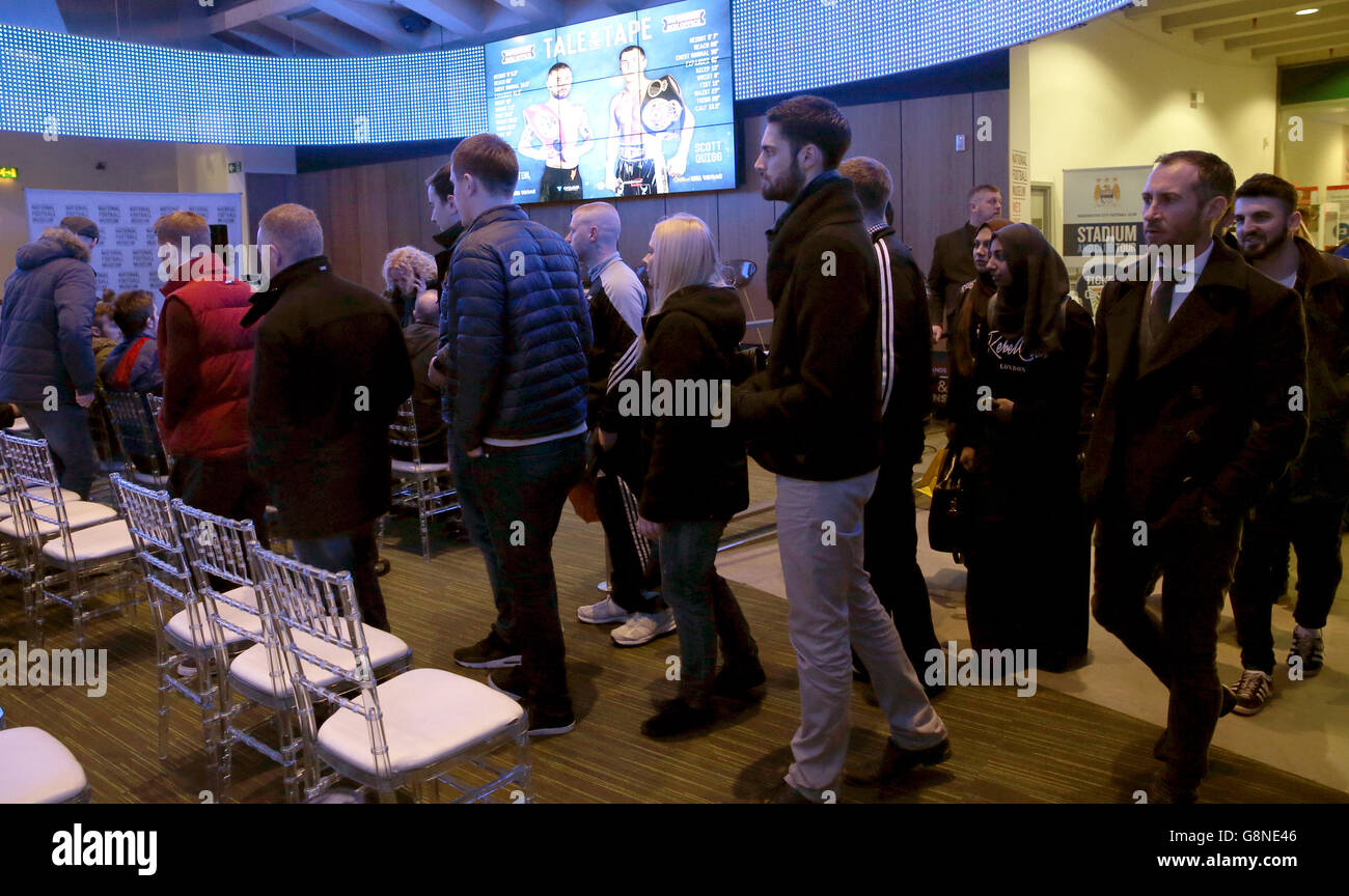 Carl frampton with football fans hi-res stock photography and images ...
