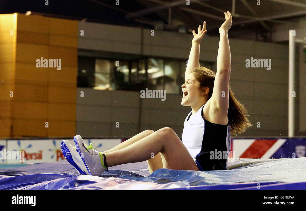 Anna Gordon celebrates after clearing the bar to take third place in ...