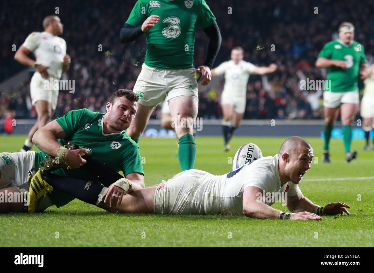 Mike brown england ireland hi-res stock photography and images - Alamy