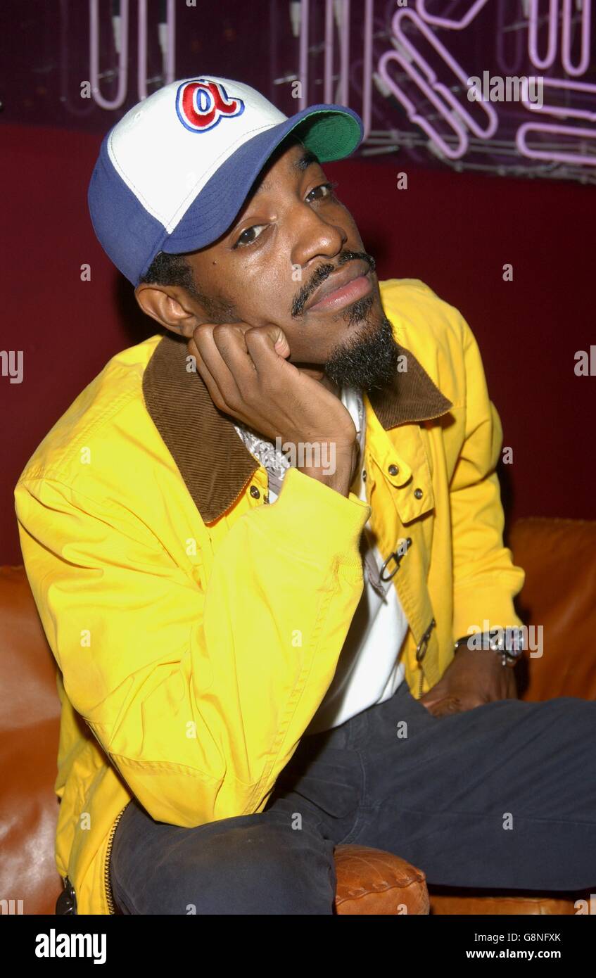 Andre Benjamin (also known as Andre 3000) during his guest appearance ...