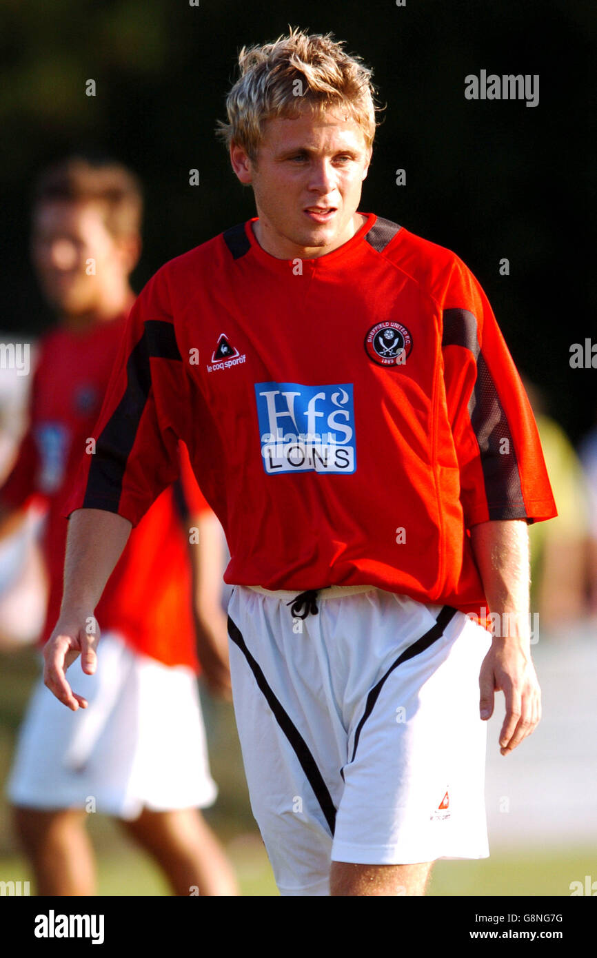 Soccer friendly worksop town sheffield hi-res stock photography and ...