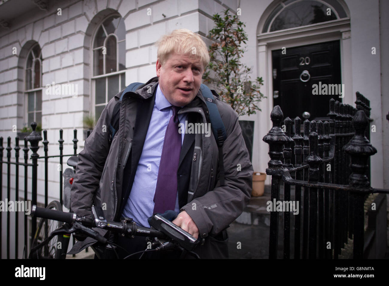 Leave his home in islington hi-res stock photography and images - Alamy