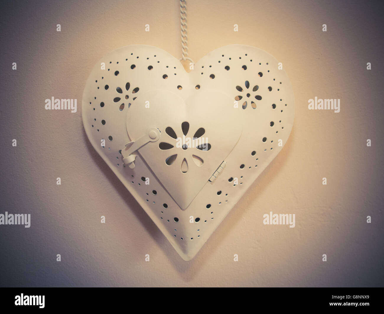 Ornate frame heart hi-res stock photography and images - Alamy