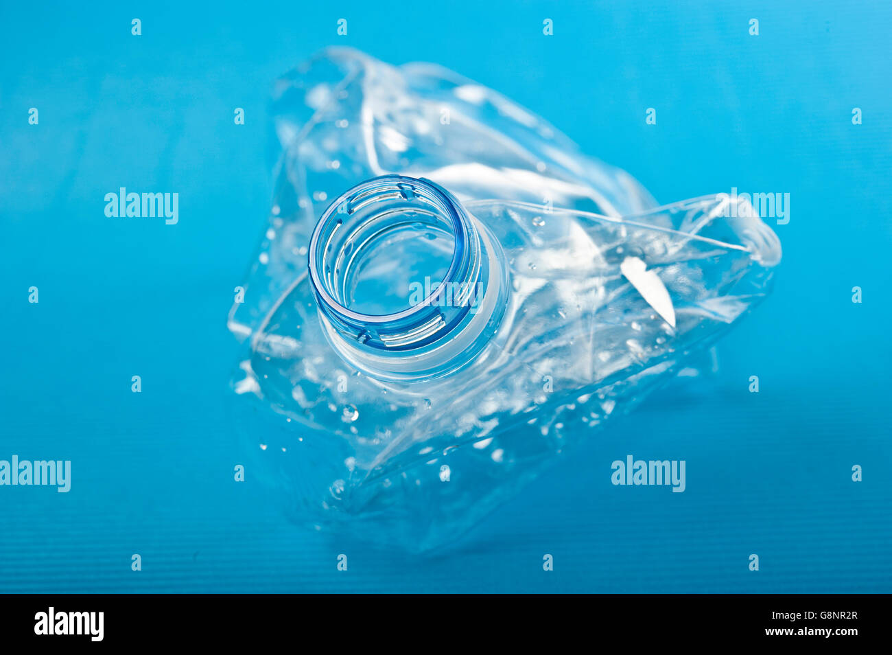 Plastic crumpled hi-res stock photography and images - Alamy