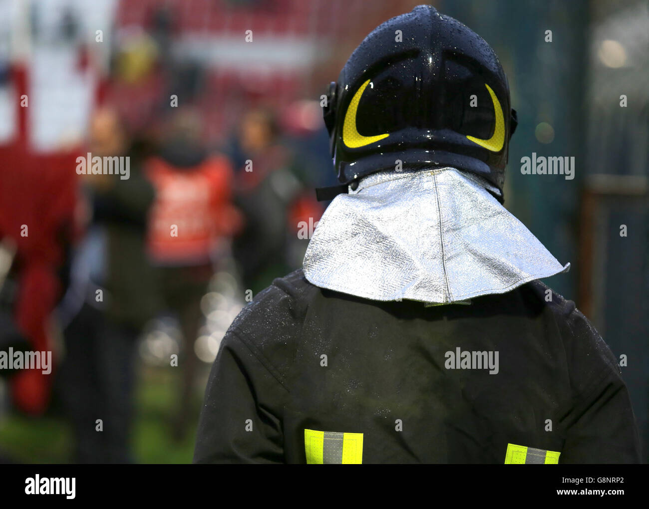 Firefighter with extinguisher hi-res stock photography and images - Alamy