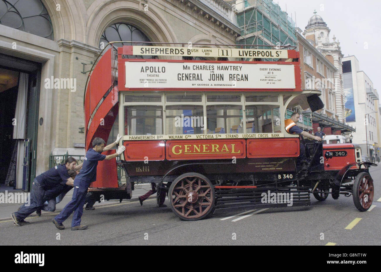 B Type Motorbus High Resolution Stock Photography and Images - Alamy