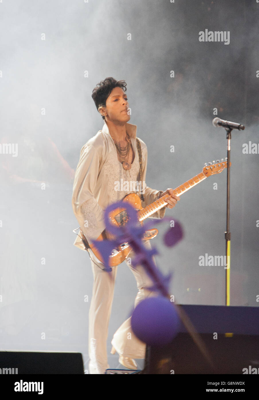 Prince musician hi-res stock photography and images - Alamy