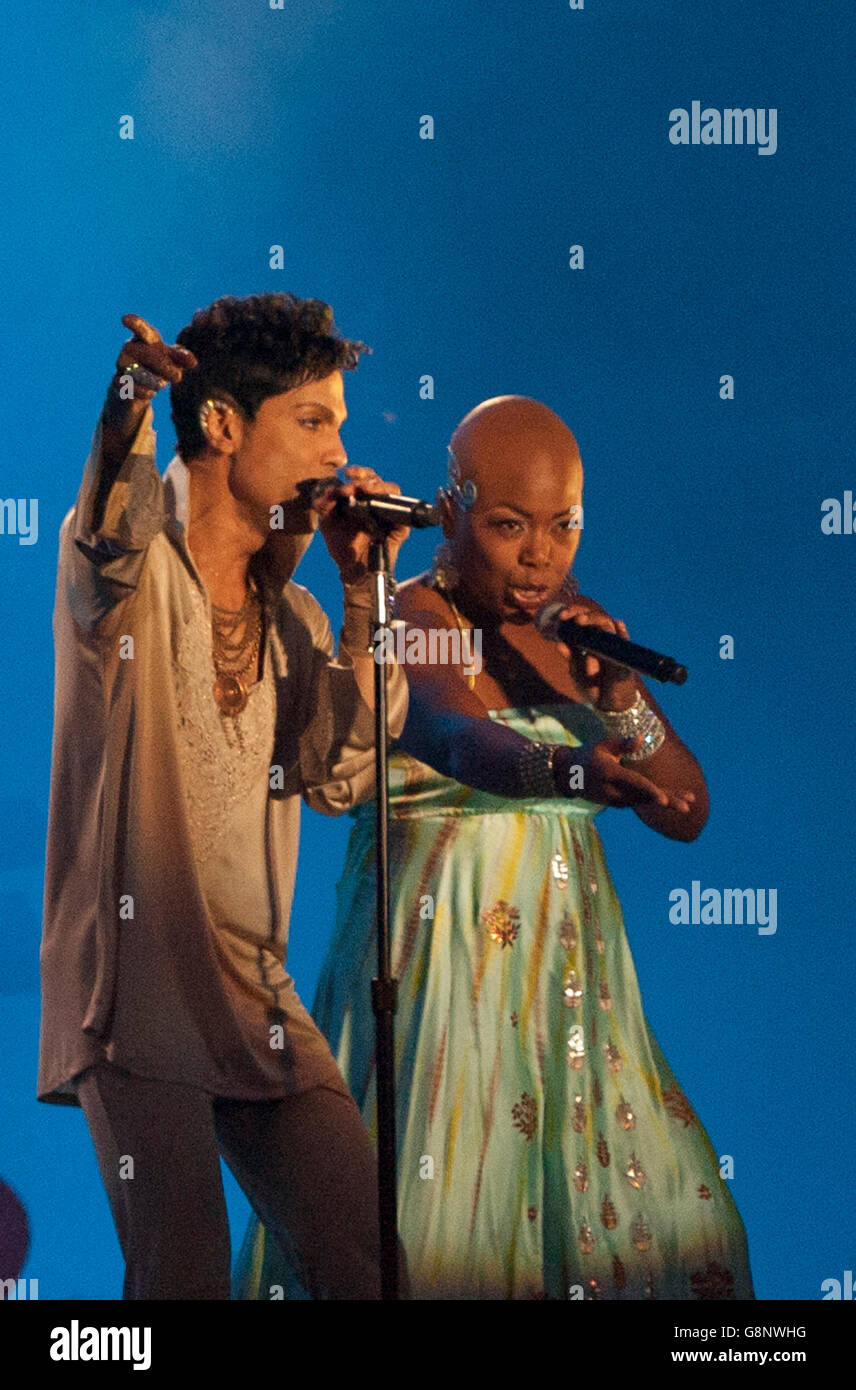 In Focus: Musician Prince Dies At 57 21 Apr 2016 Images Taken Hop Farm ...