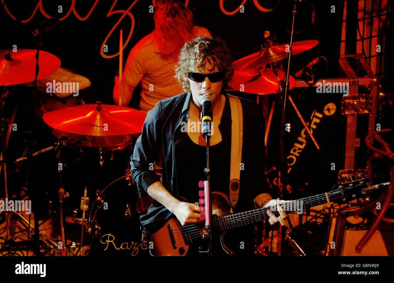 Razorlight perform at the launch of HMV's new digital download service ...