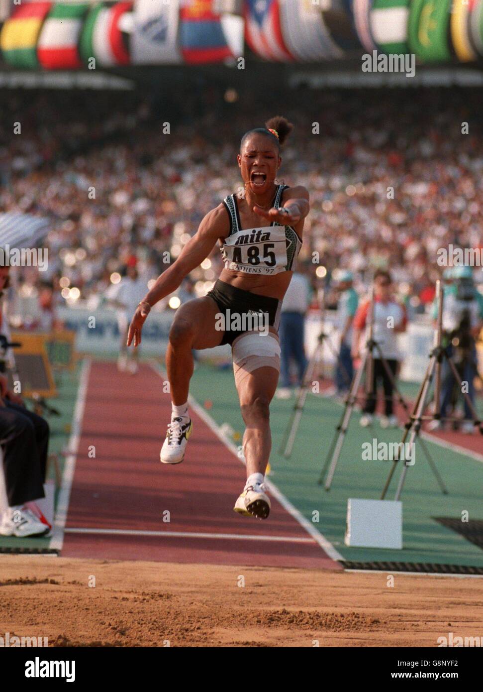 Athletics sixth world championships 1997 hi-res stock photography and ...