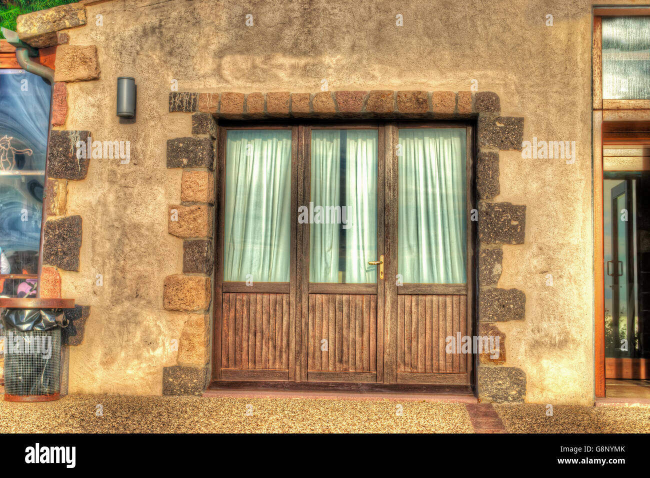 rustic door in hdr tone mapping Stock Photo - Alamy