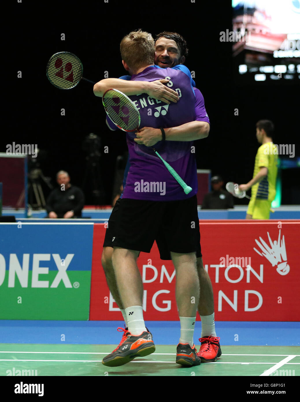 England's Chris Langridge (right) and Marcus Ellis celebrate winning ...