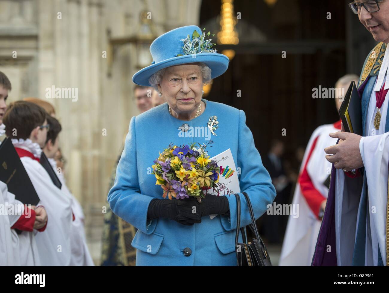 Queen elizabeth ii attends commonwealth service westminster abbey hi ...