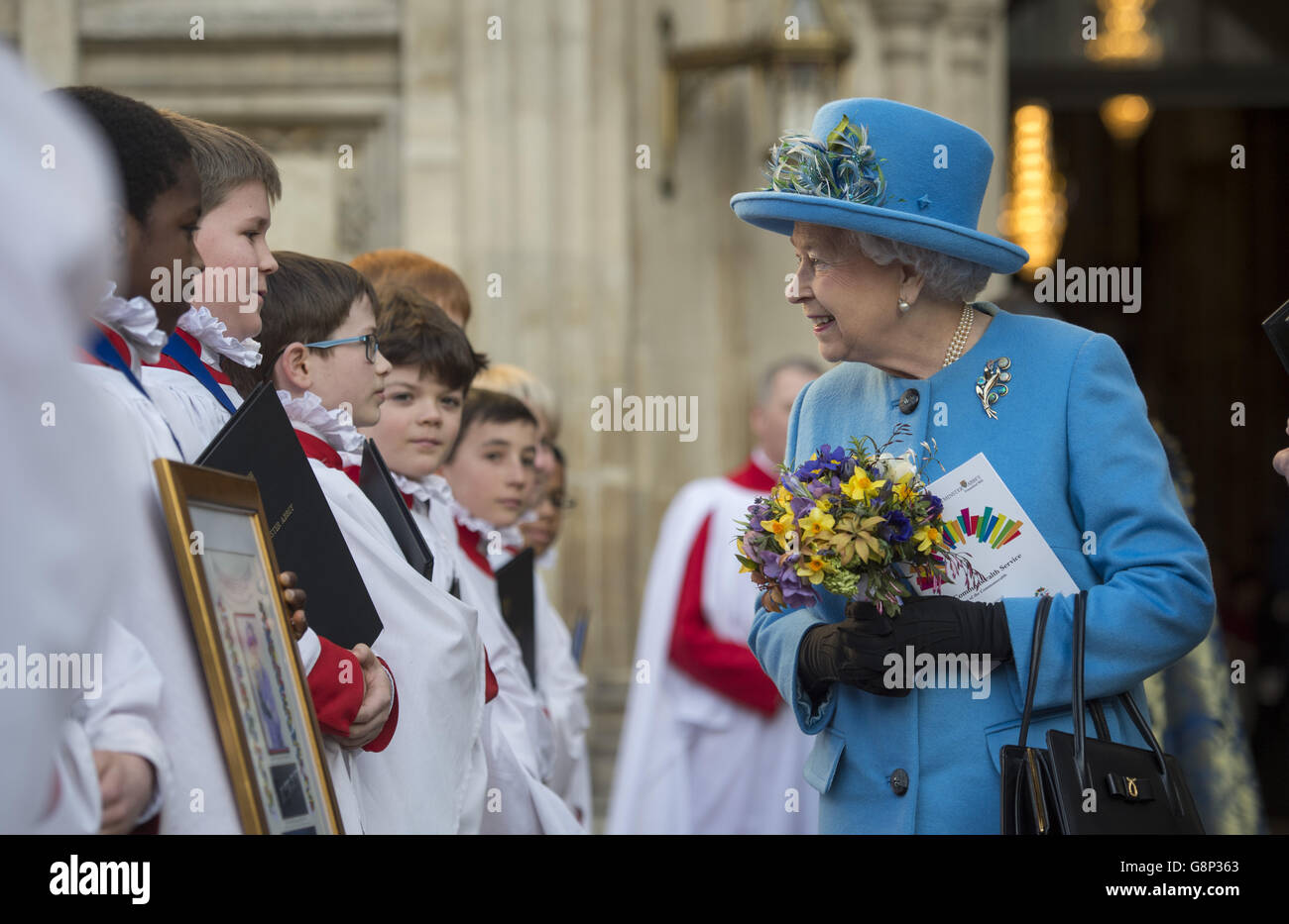 Queen elizabeth ii attends commonwealth service westminster abbey hi ...