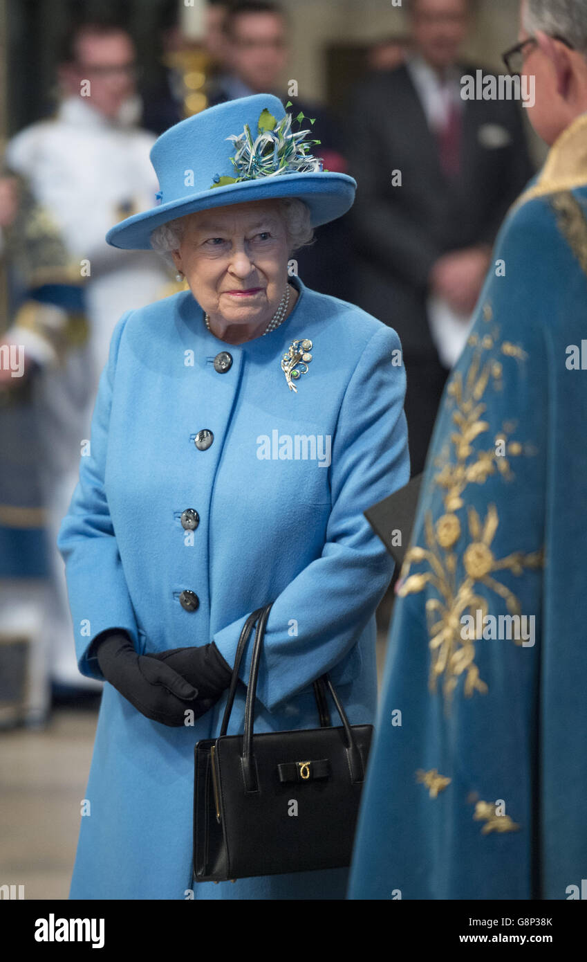 Queen elizabeth ii attends the commonwealth service at westminster ...