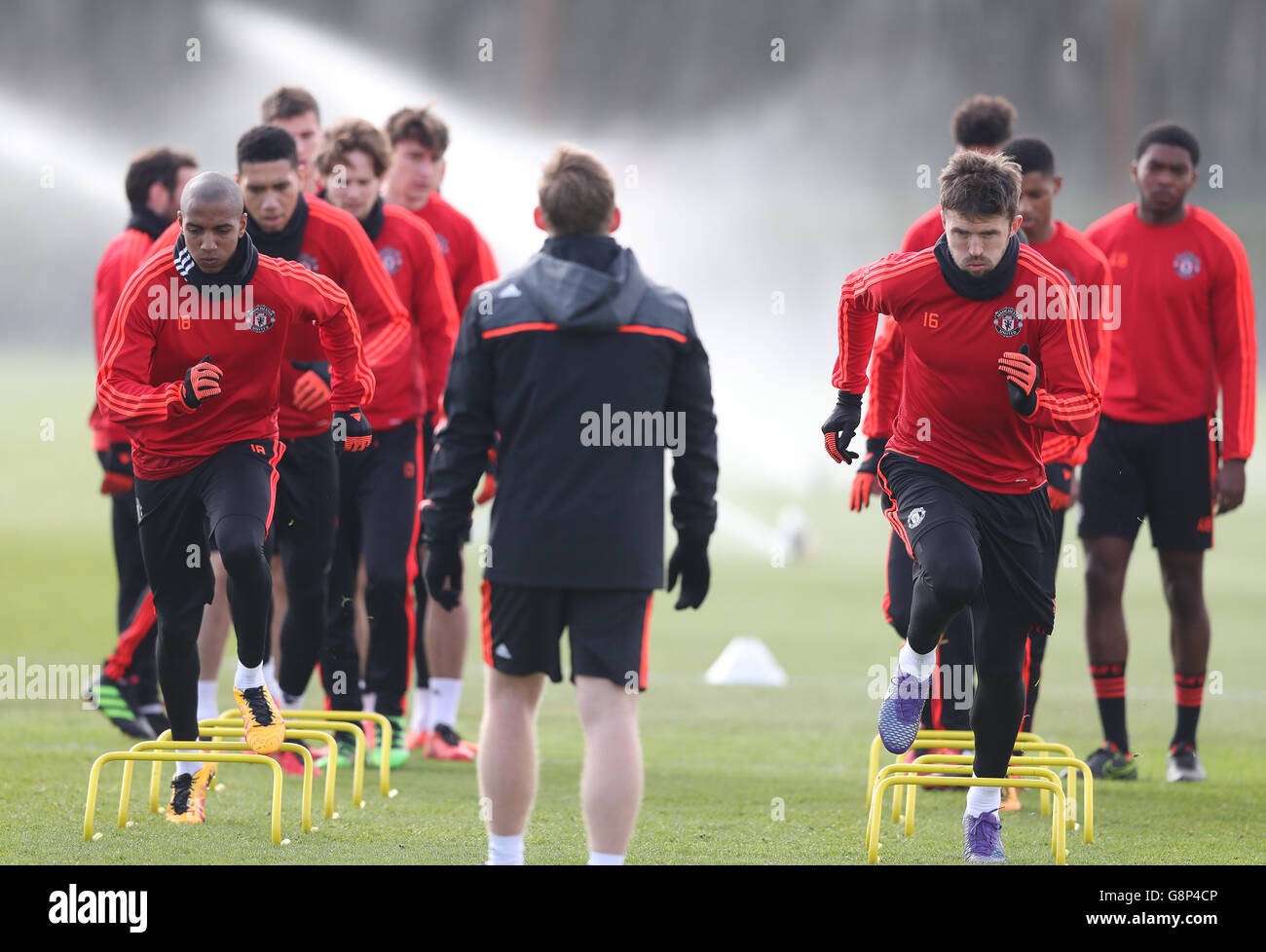 Manchester United's Ashley Young (left) and Michael Carrick (right ...