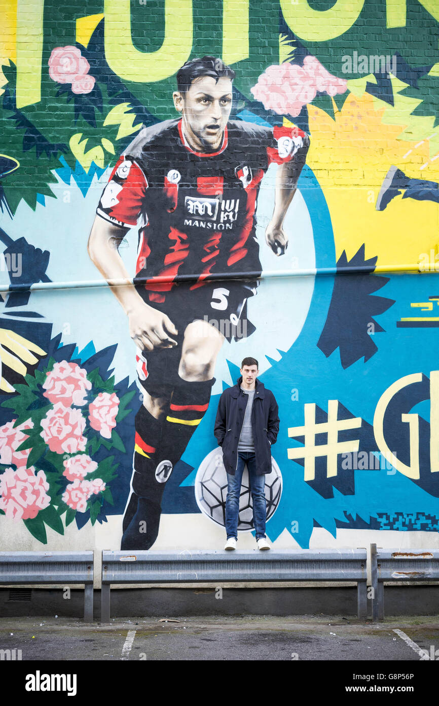 AFC Bournemouth footballer Tommy Elphick unveils a mural featuring ...