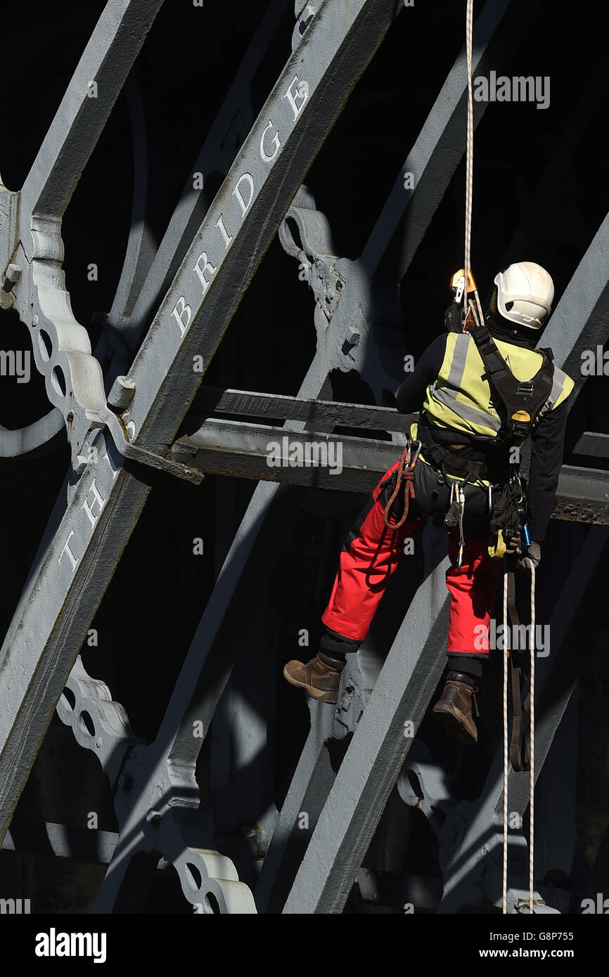 Iron Bridge conservation project Stock Photo - Alamy