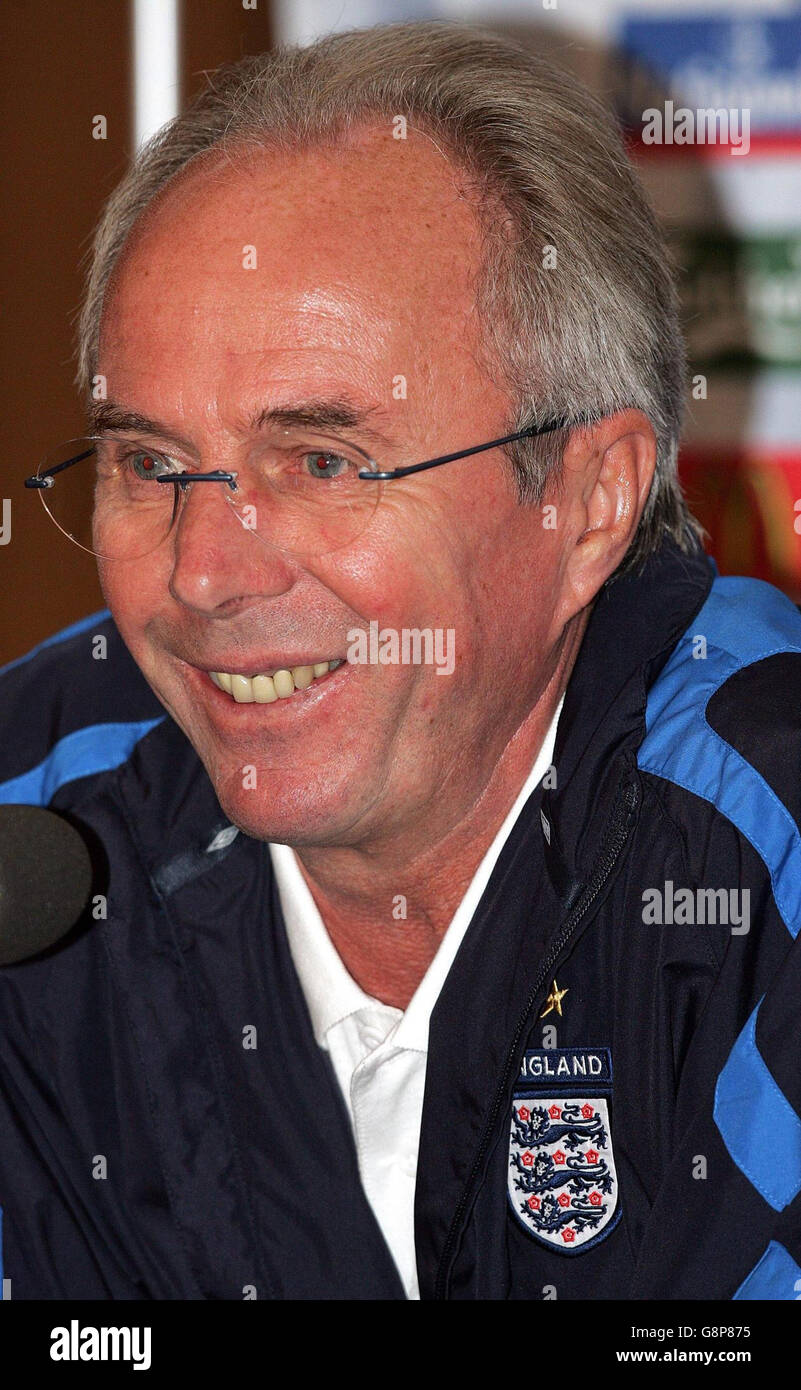Owen england belfast hi-res stock photography and images - Alamy