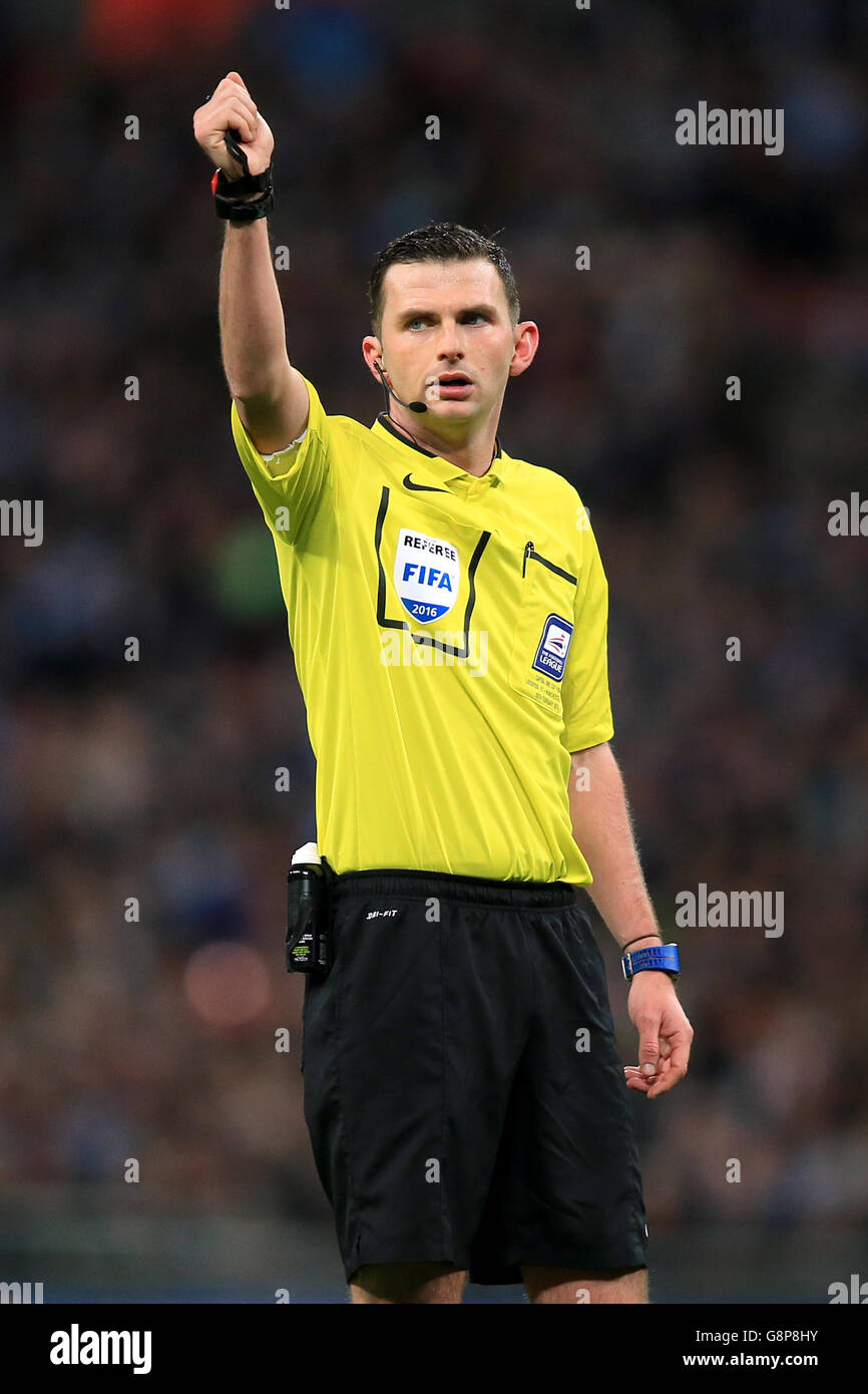 Referee michael oliver capital one cup final wembley stadium hi-res ...