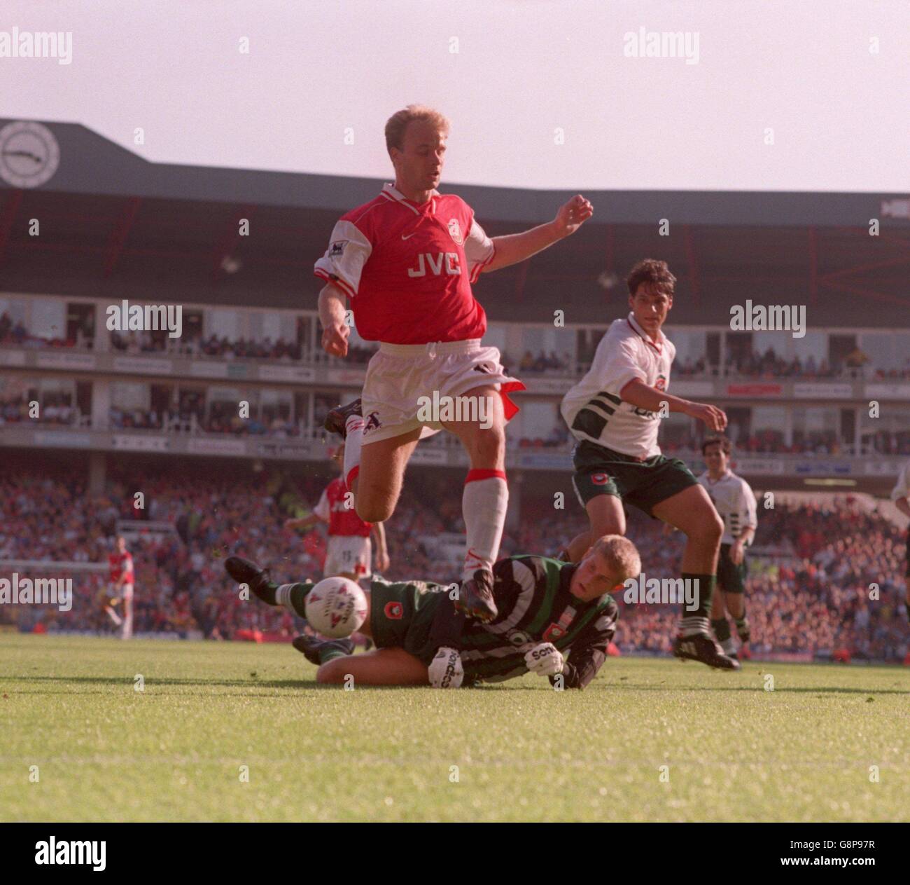 Sport football action dennis bergkamp hi-res stock photography and ...