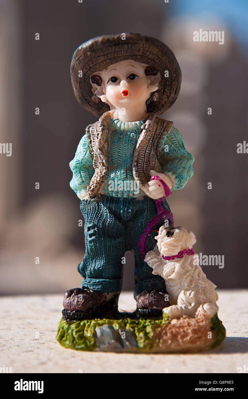 Baby statue hi-res stock photography and images - Alamy