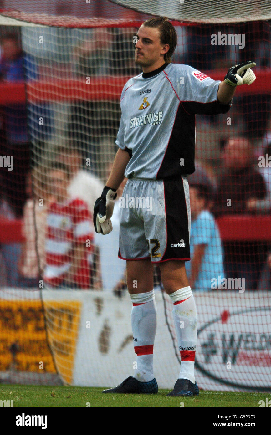 Neilsen hi-res stock photography and images - Alamy