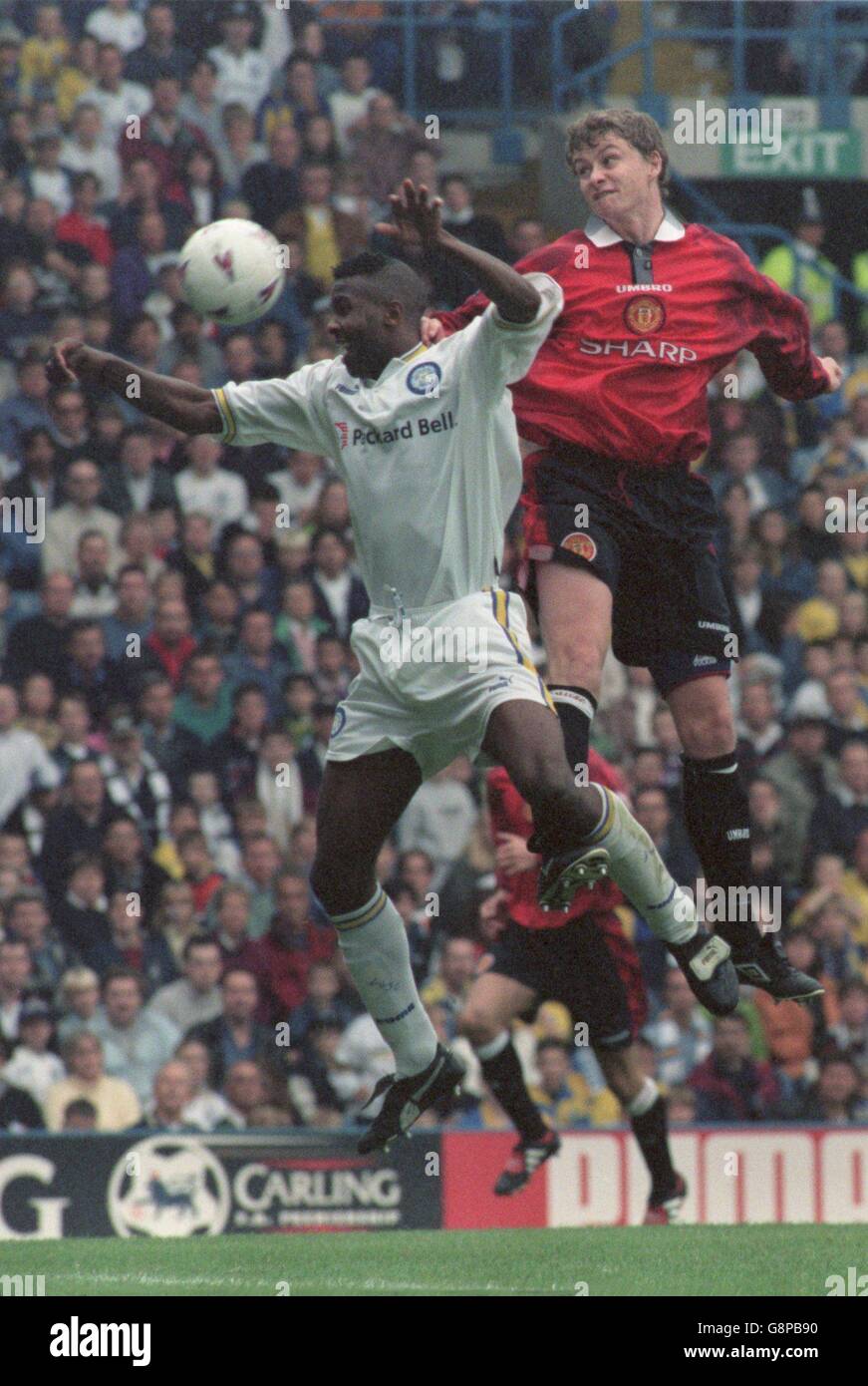 Manchester united lucas radebe hi-res stock photography and images - Alamy