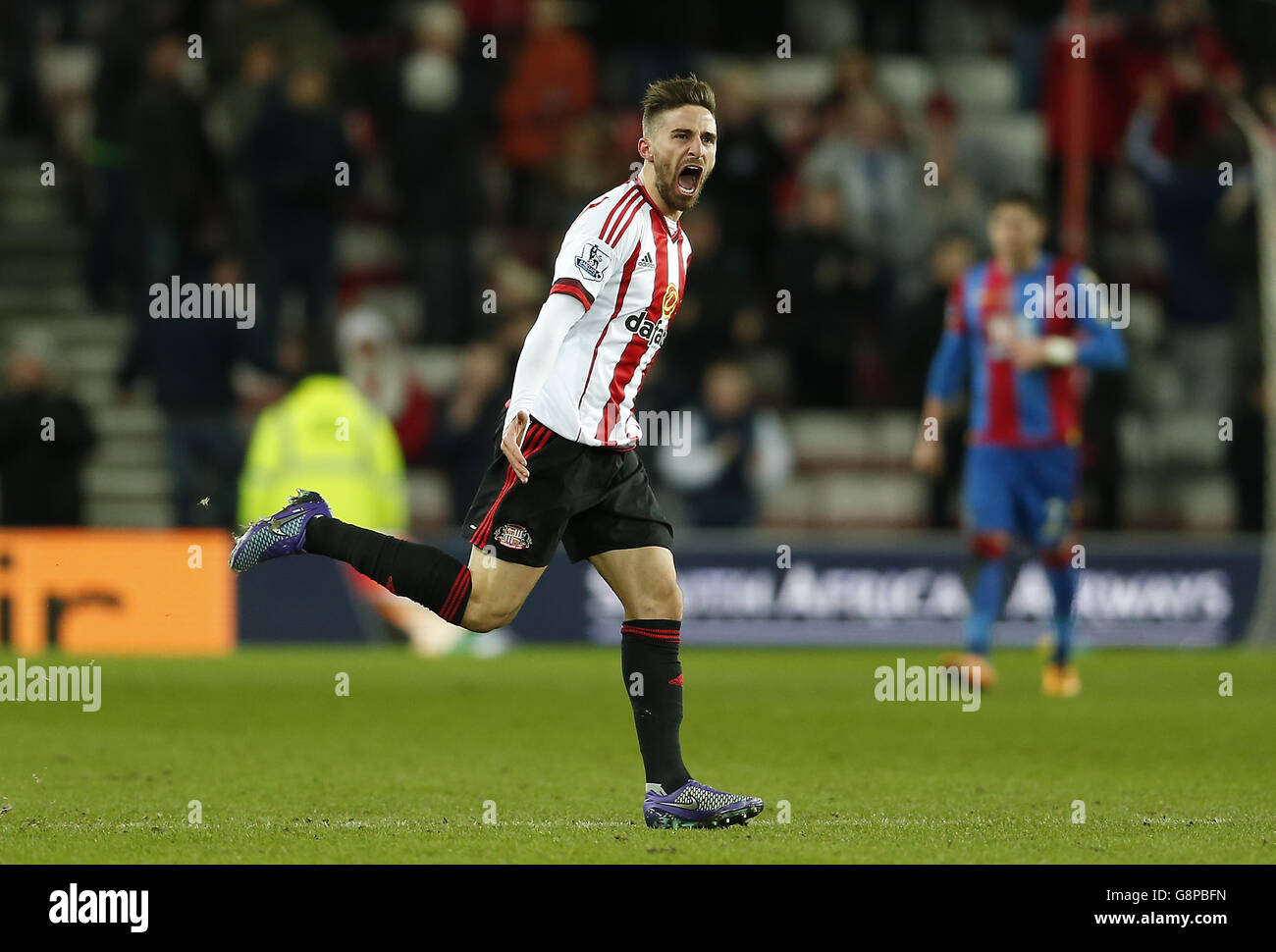 Sunderland's Fabio Borini celebrates scoring his side's second goal ...