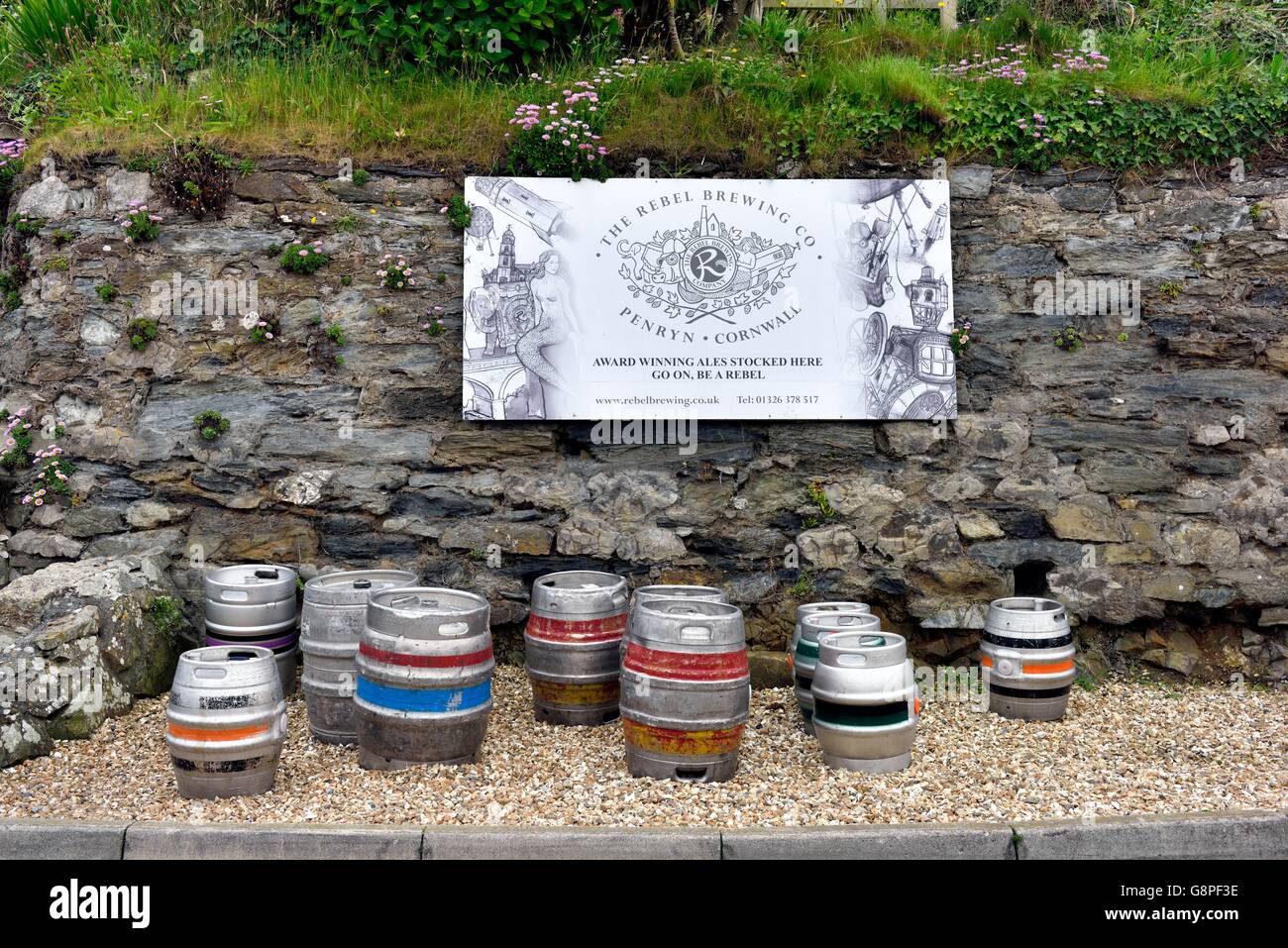 Empty aluminium beer barrels hi-res stock photography and images - Alamy