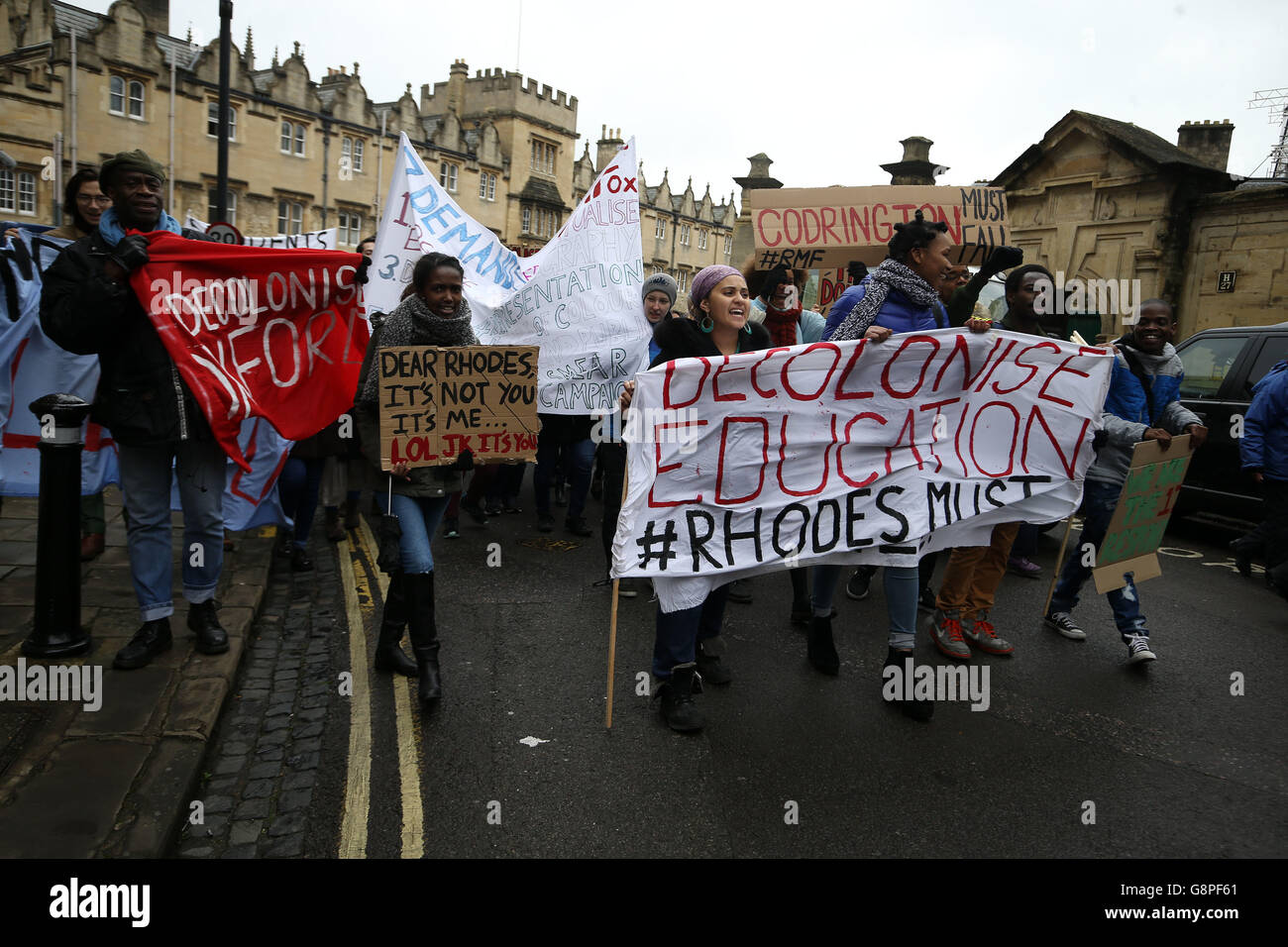 Cecil Rhodes statue Stock Photo - Alamy