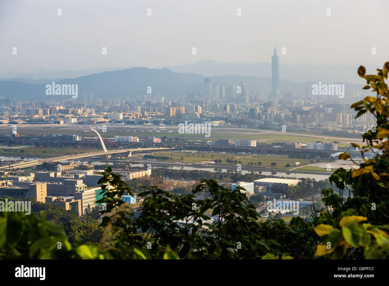 Yuanshan Morning Trails Stock Photo - Alamy