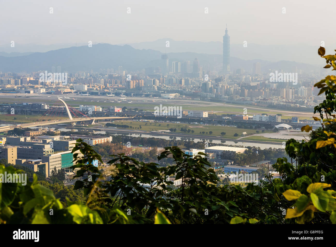 Yuanshan Morning Trails Stock Photo - Alamy