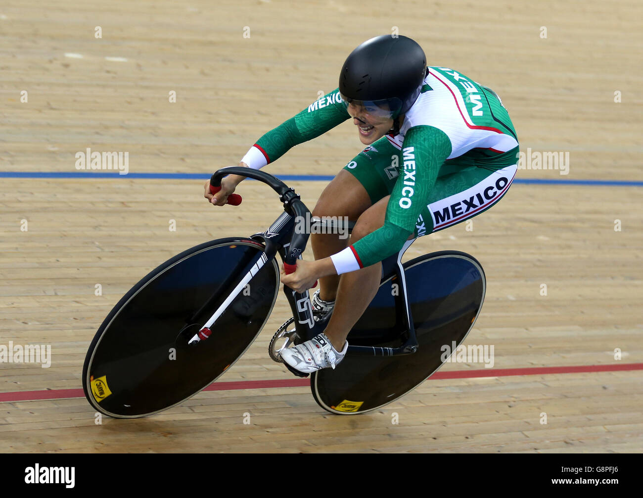 Mexico's Jessica Salazar Valles competes in the Women's 500m Time Trial ...