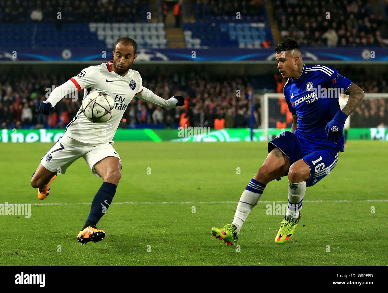 Chelsea v Paris Saint Germain - UEFA Champions League - Round of ...