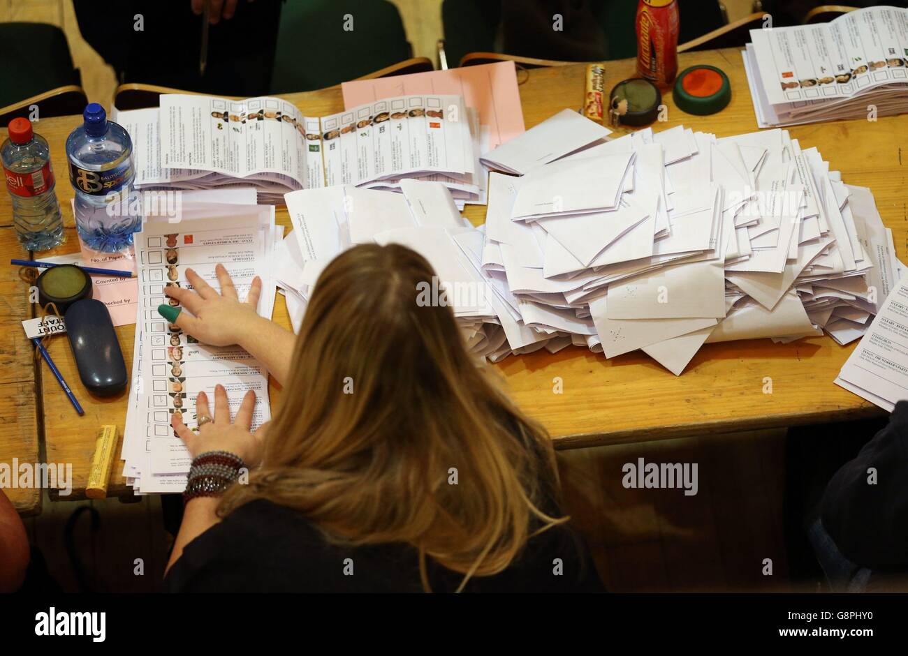 Ballot papers are verified and counted during the general election 2016 ...