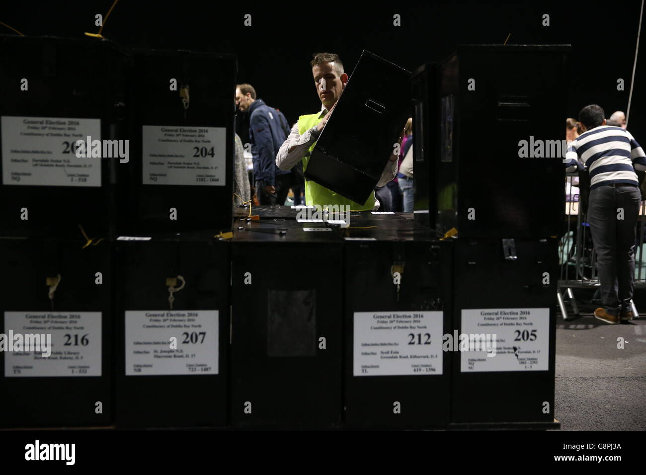 Irish general election Stock Photo - Alamy