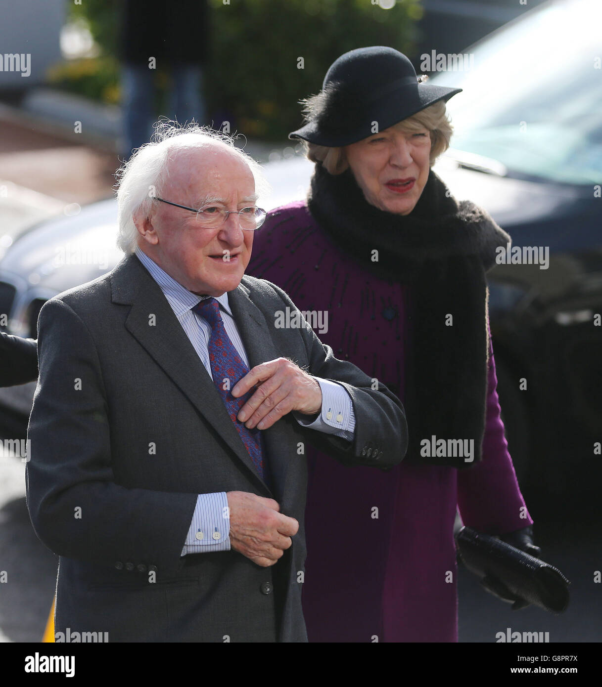 Father michael kelly hi-res stock photography and images - Alamy