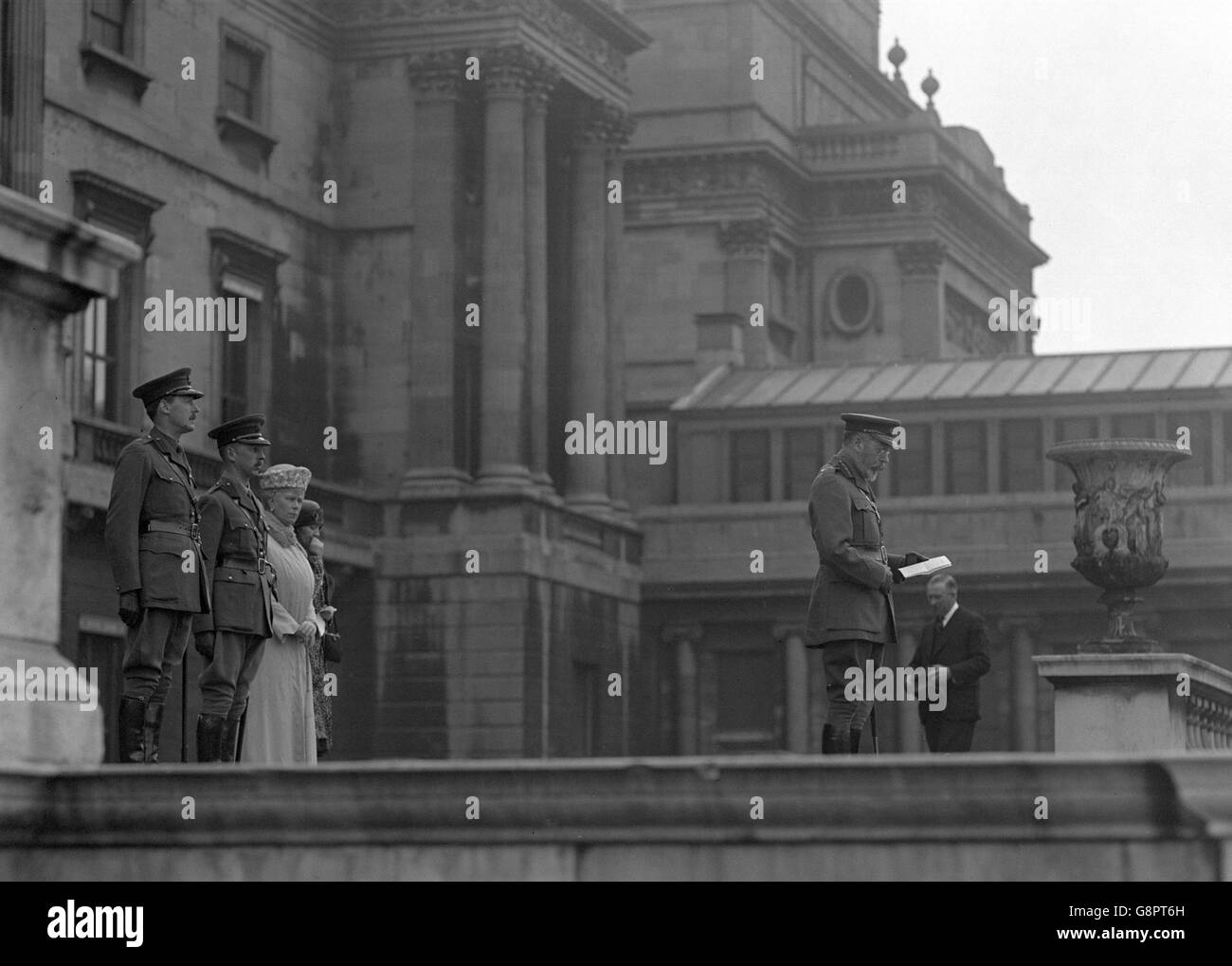 King George V Inspects The Manchester Regiment At Buckingham Palace ...