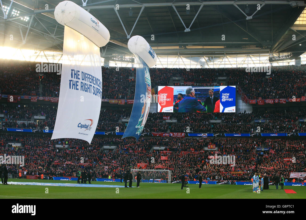 Liverpool stadium big screen hi-res stock photography and images - Alamy