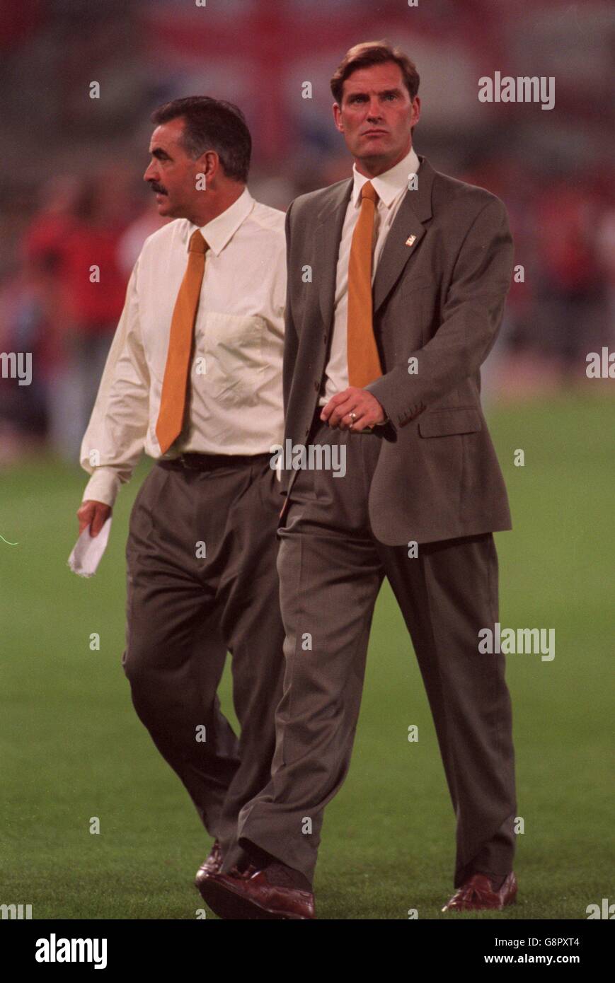 John gorman and glenn hoddle hi-res stock photography and images - Alamy