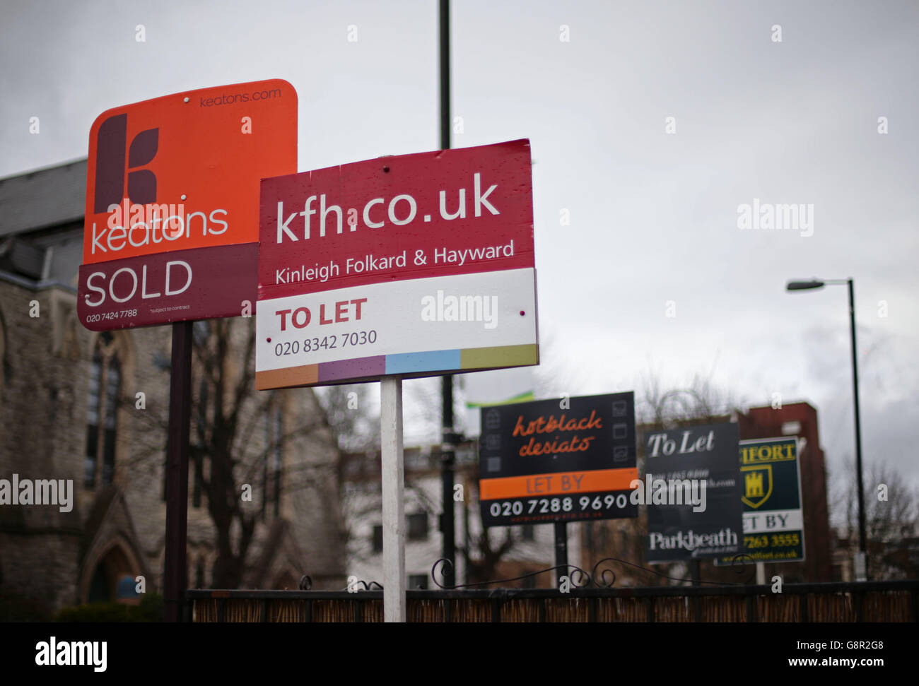 Row of sold signs hi-res stock photography and images - Alamy