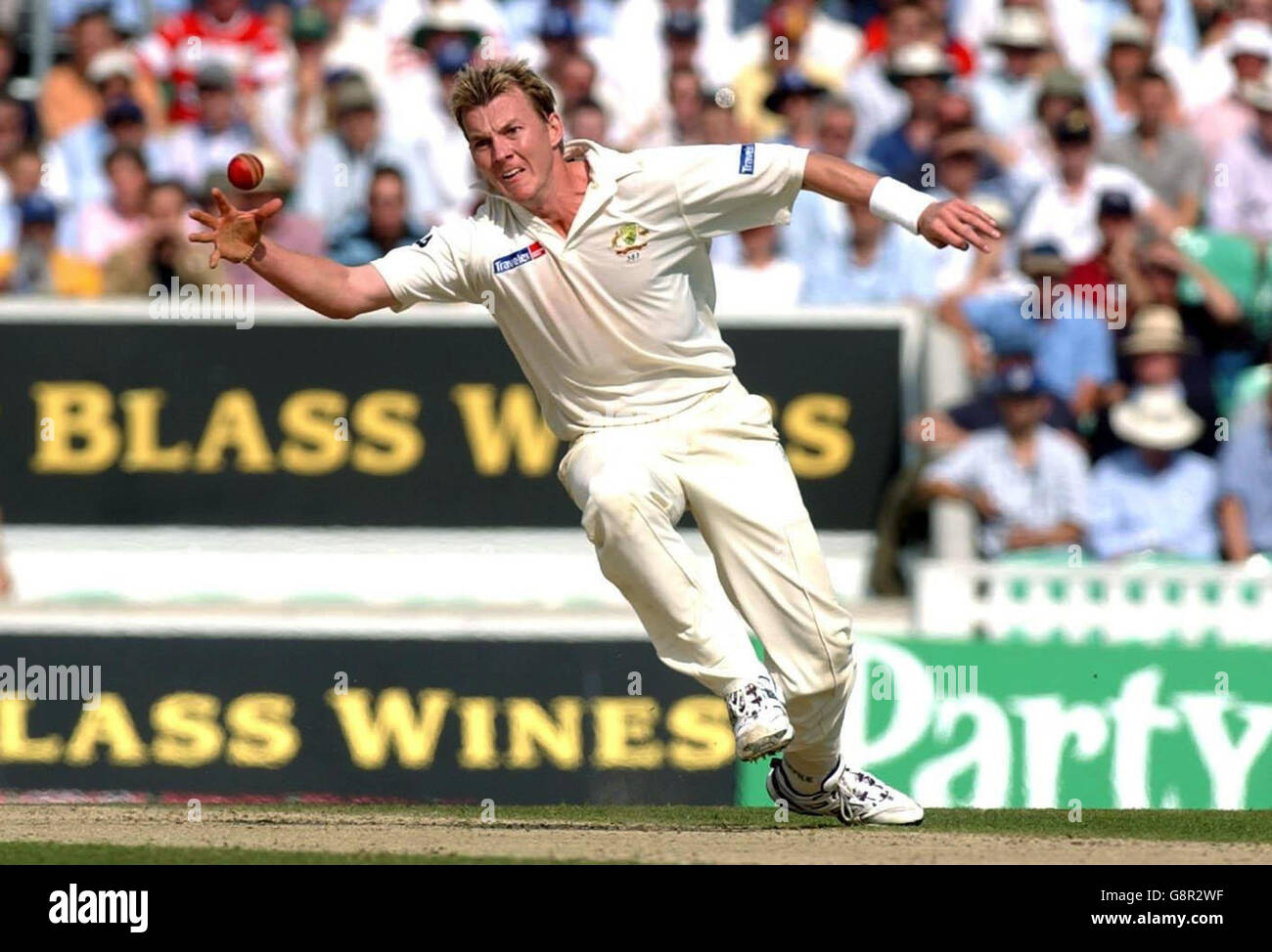 Cricket chris read catch hi-res stock photography and images - Alamy