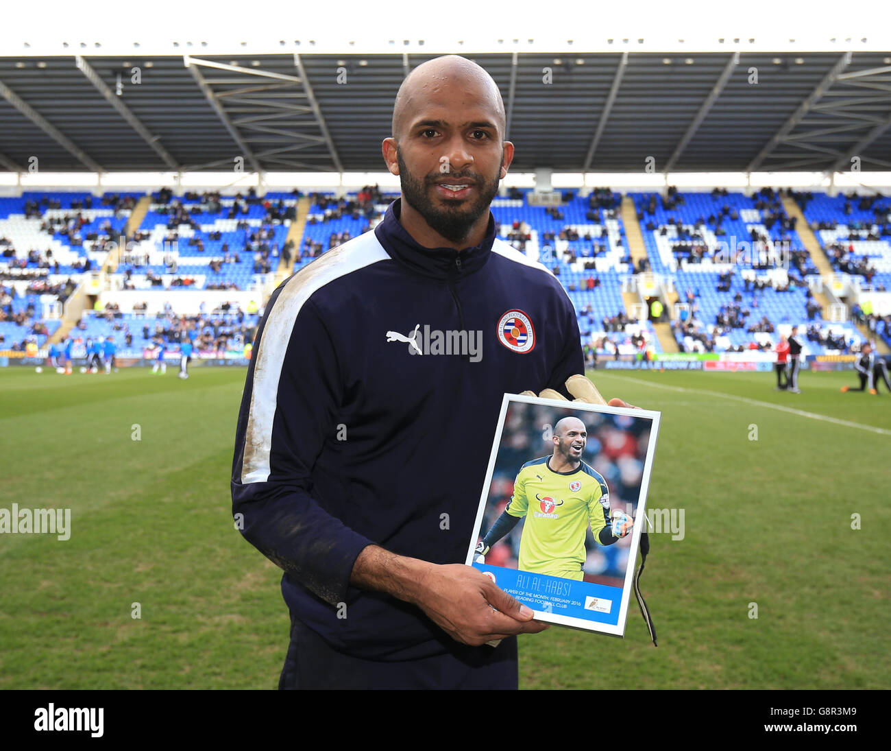 Reading goalkeeper Ali Al-Habsi with his player of the month award ...