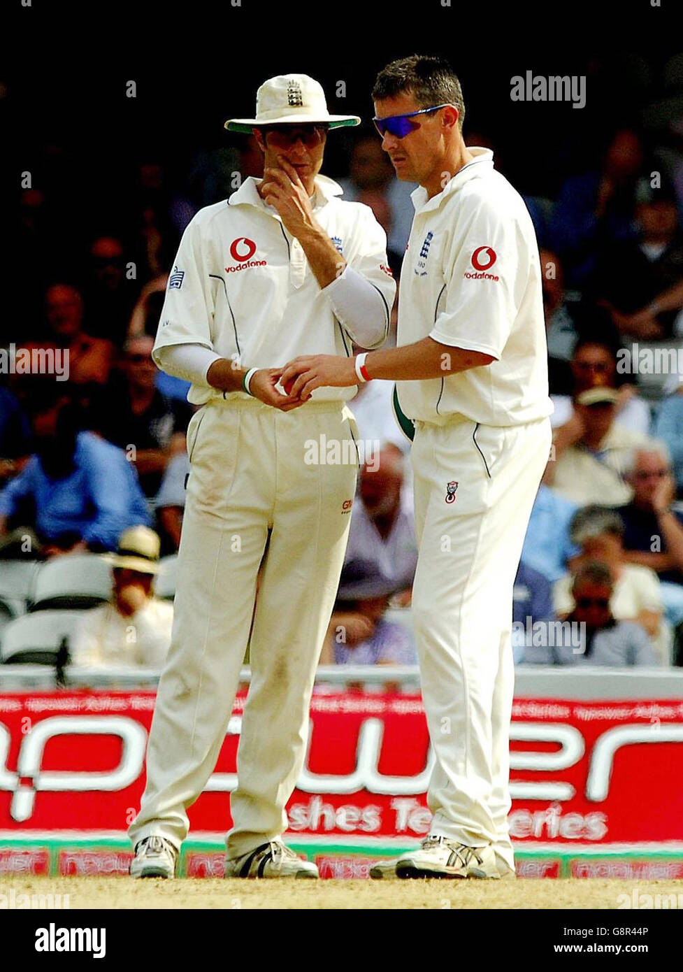 CRICKET England 25 Stock Photo - Alamy