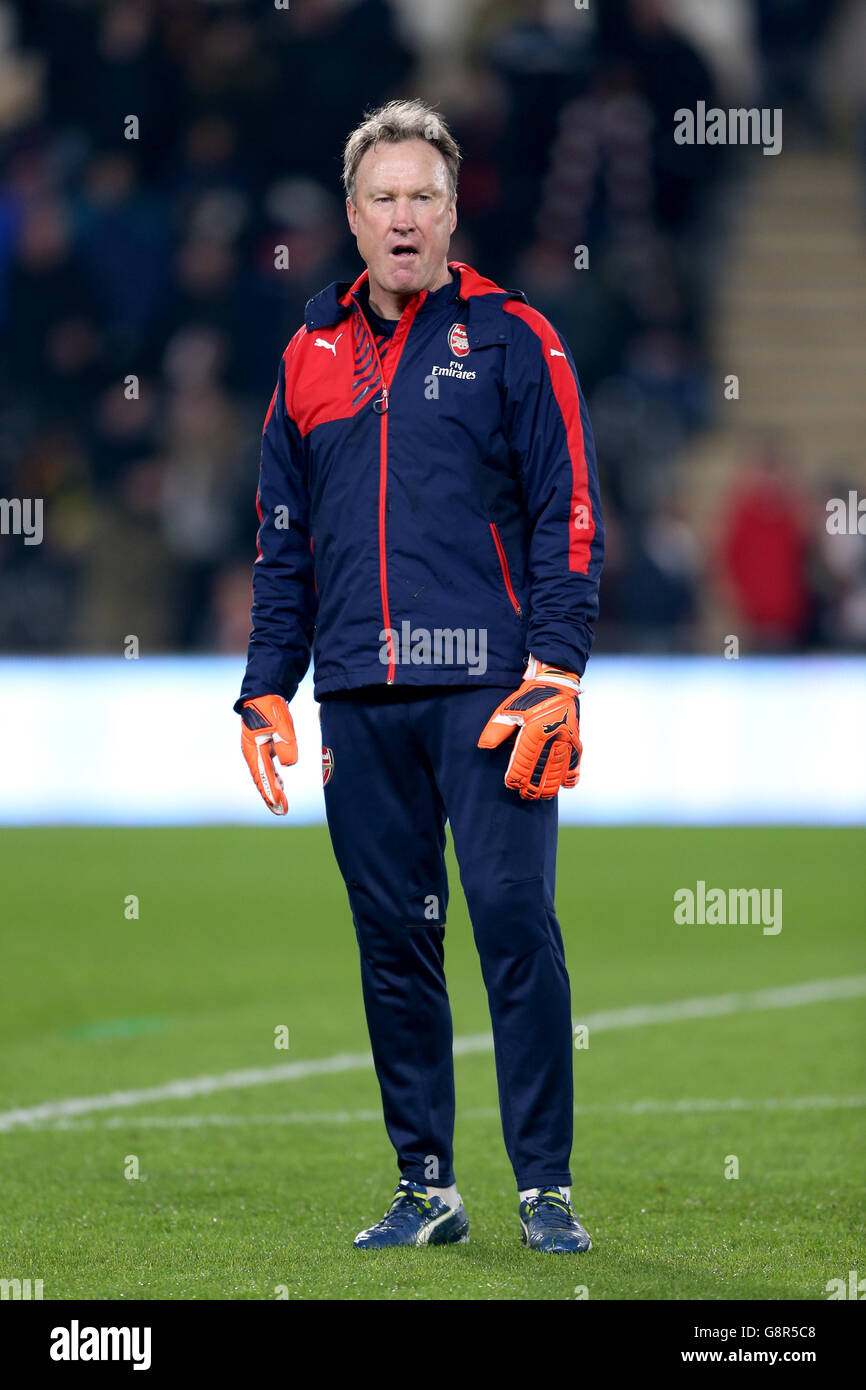 Arsenal goalkeeping coach hi-res stock photography and images - Alamy
