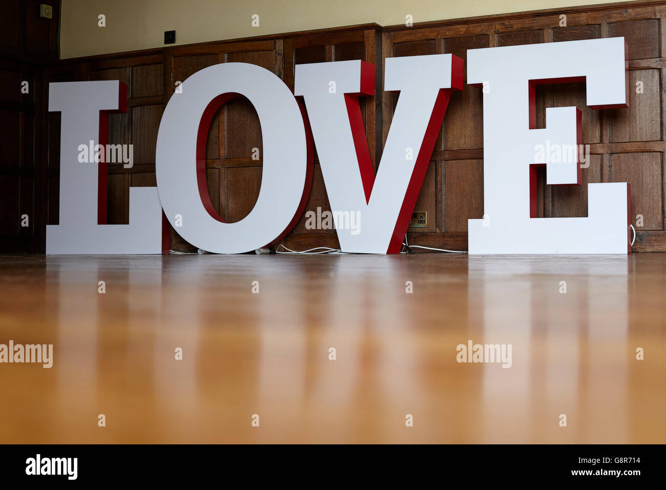 Large love sign hi-res stock photography and images - Alamy