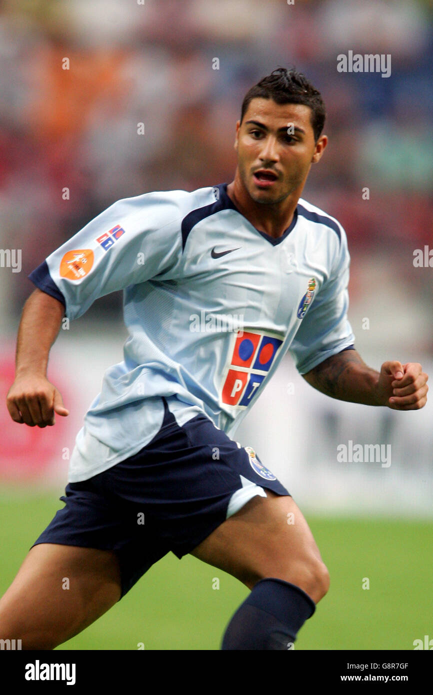Ricardo quaresma fc porto hi-res stock photography and images - Alamy