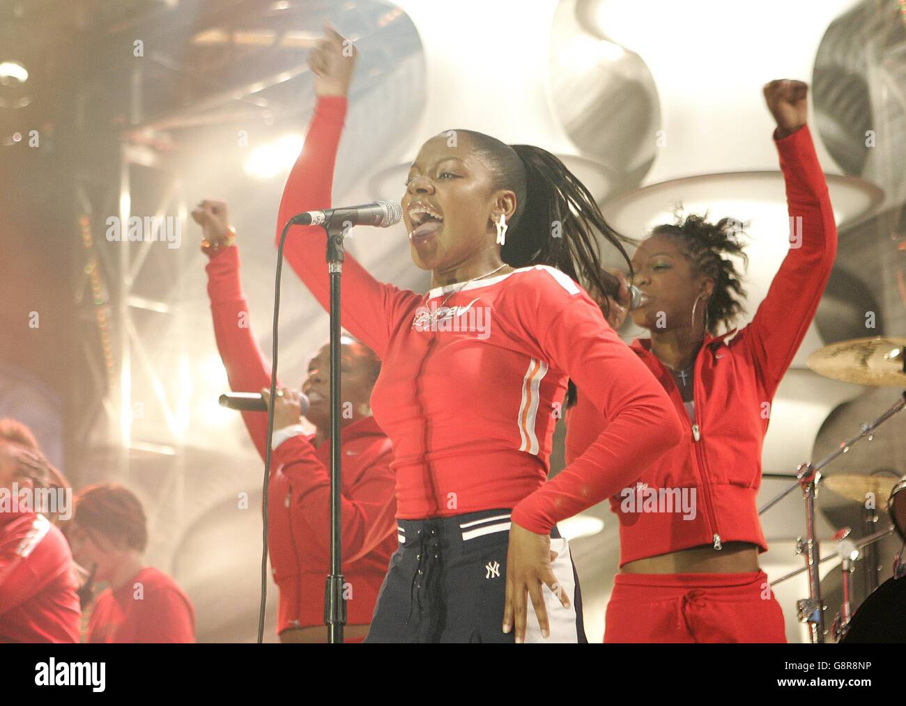 Nationwide Mercury Prize - Grosvenor House - Park Lane. The Go! Team ...