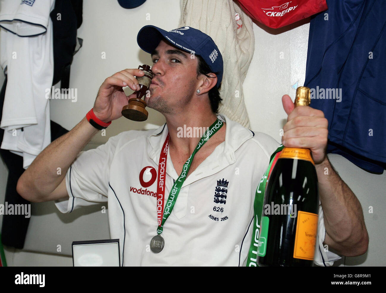 CRICKET England POOL 6 Stock Photo - Alamy